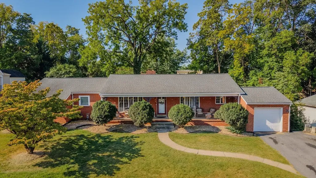 33 Port Republic Road, Harrisonburg, VA 22801 | 668890 | Funkhouser ...