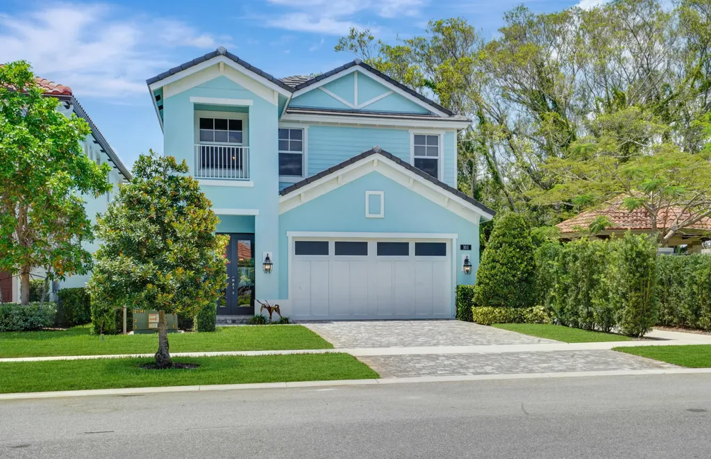 101 Bonnette Hunt Club Lane Palm Beach Gardens, FL