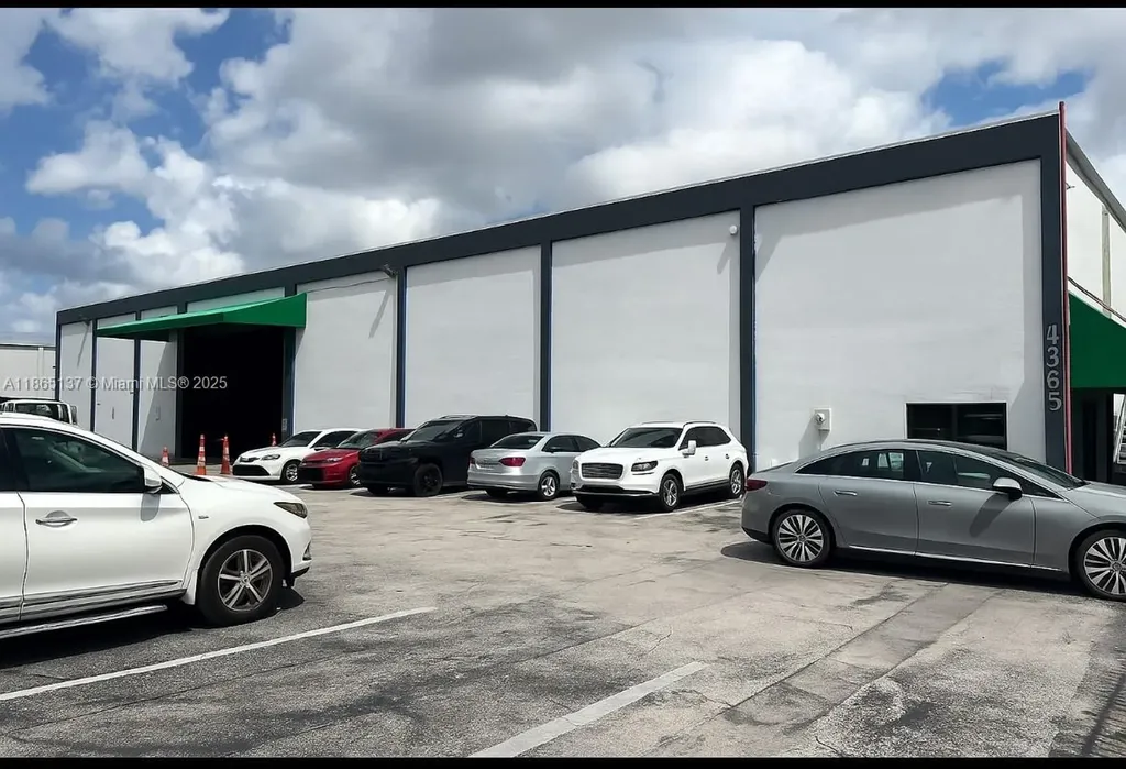 4365 Nw 128th Street Opa-locka, FL