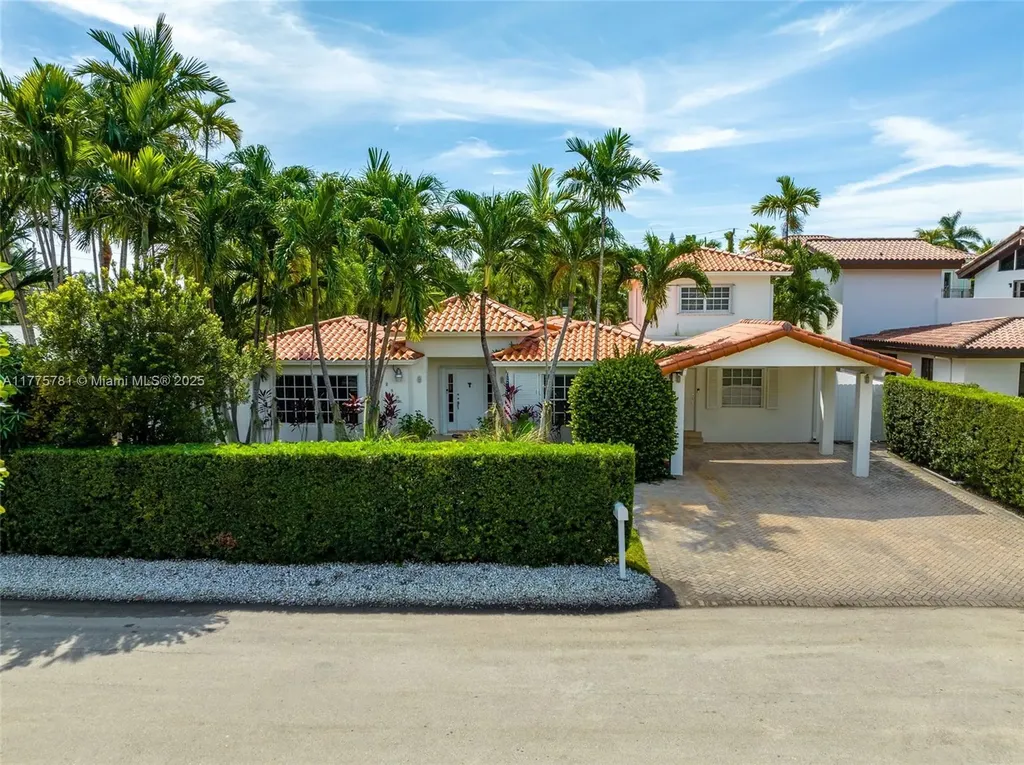 250 Greenwood Drive,Key Biscayne, FL, 33149