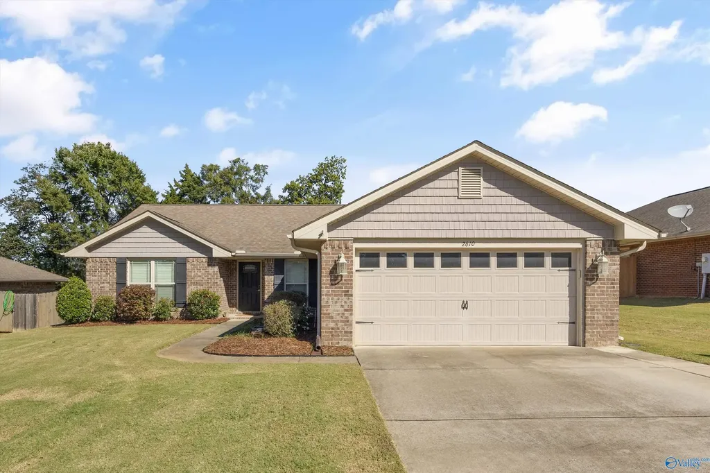 2610 Ashtynn Place, Huntsville, AL 35803 | 21903195 | Benchmark Realty, LLC