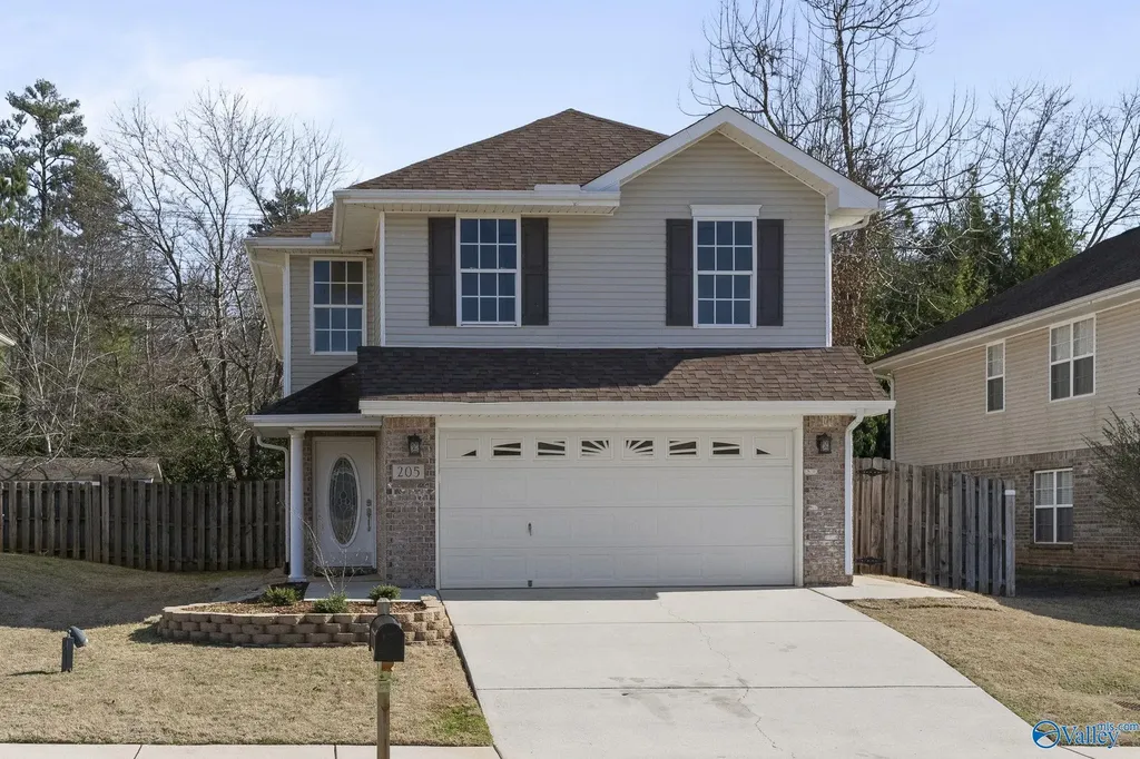 205 Shadow Court, Huntsville, AL 35824 | 21908561 | Benchmark Realty, LLC
