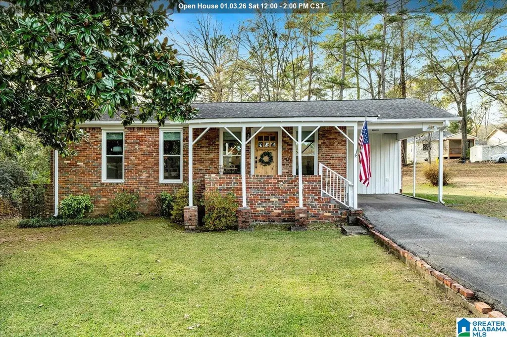 335 10th Street Nw, Alabaster, AL 35007 | 21439523 | Benchmark Realty, LLC