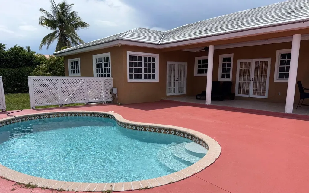 South Bahamia Home Grand Bahama Freeport 63100 | Bahamas Realty