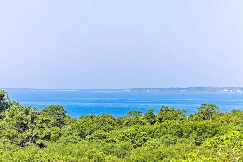 Stone Bridge Road, West Tisbury, MA | 42367 | Grace Hagerty