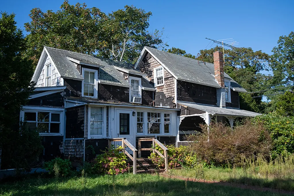 Uncas Avenue, Oak Bluffs, MA | 41904 | Grace Hagerty