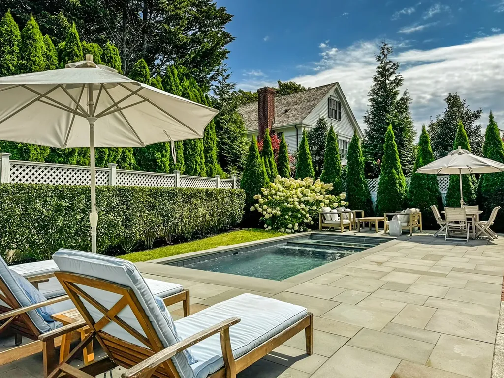Cooke Street, Edgartown, MA | 41610 | Grace Hagerty