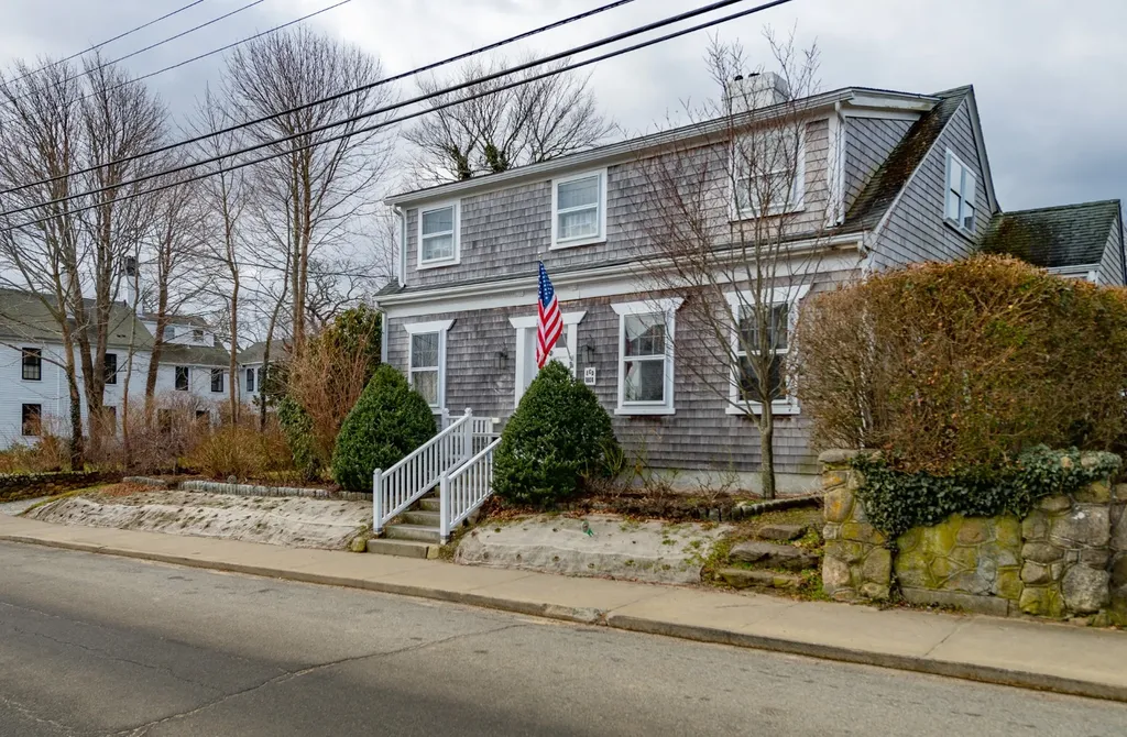 Main Street, Vineyard Haven, MA | 39178 | Grace Hagerty