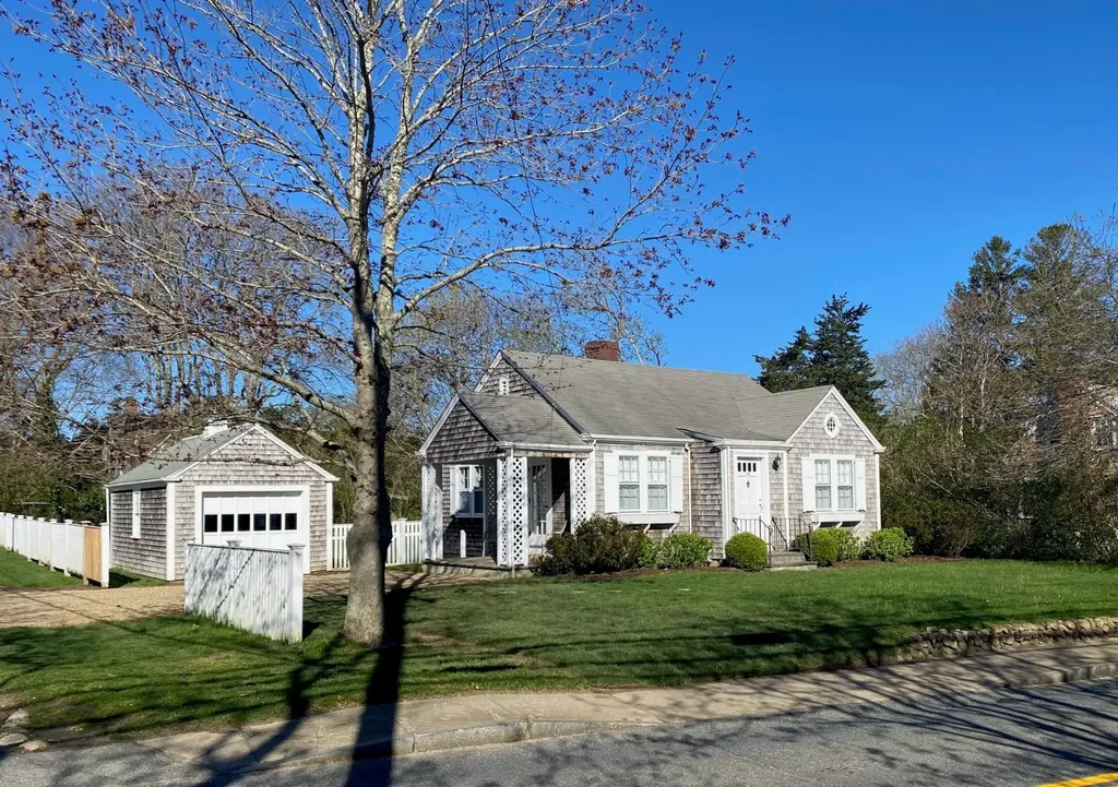 106 Peases Point Way South, Edgartown, MA 02539 | Ocean Park Realty