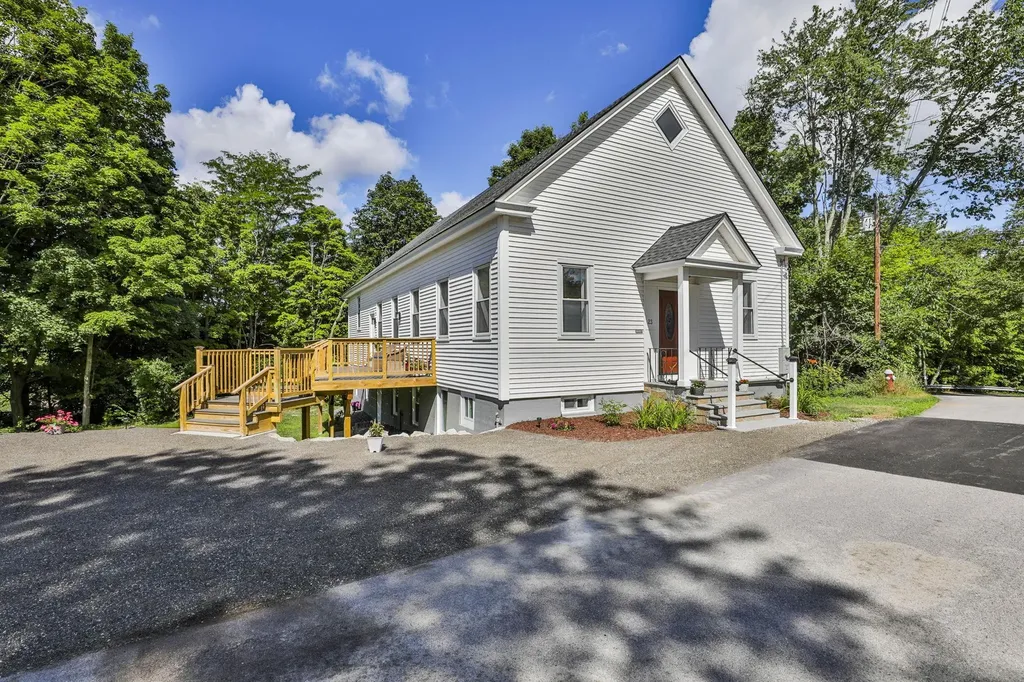 23 Webster Street, Milford, NH 03055 | 5004984 | Pelletier Realty Group
