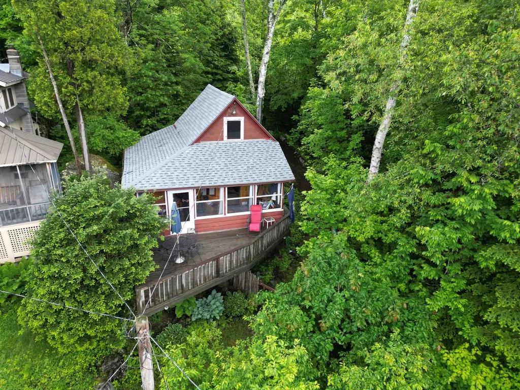 47 Lyons Grove Lane, Westmore, VT 05860 | 5000007 | CENTURY 21 Farm ...