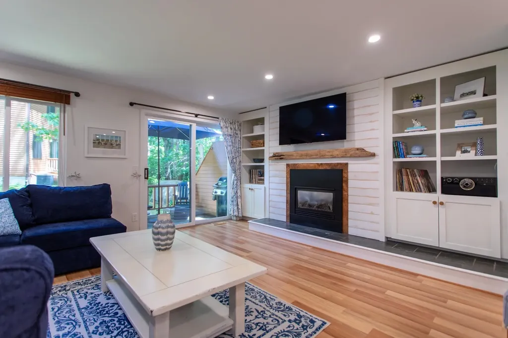 82 Dunvegan Woods Drive Hampton NH | MLS #5002776