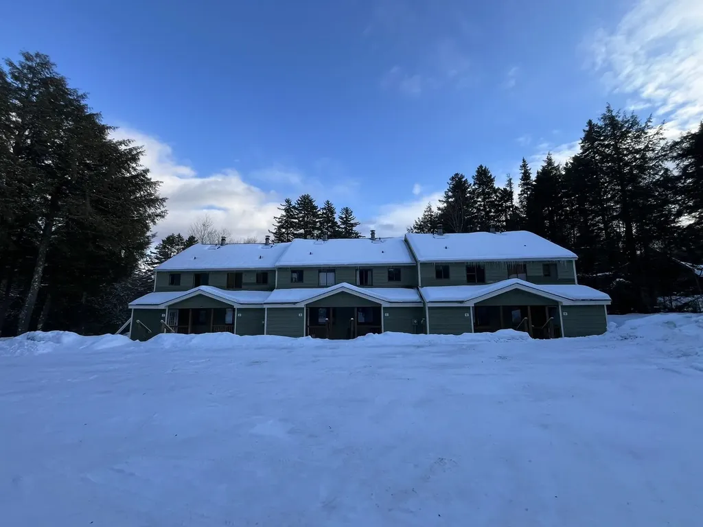 14 Dover Green Loop, Dover, VT 05356 | 5025422 | Deerfield Valley Real ...