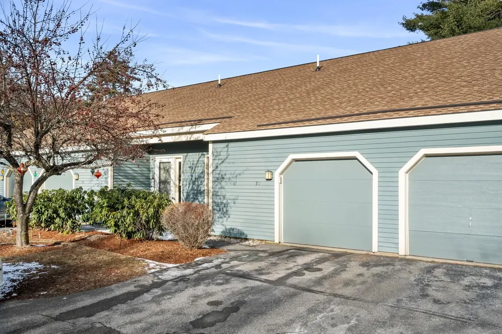 53 Indian Rock Road Merrimack, NH