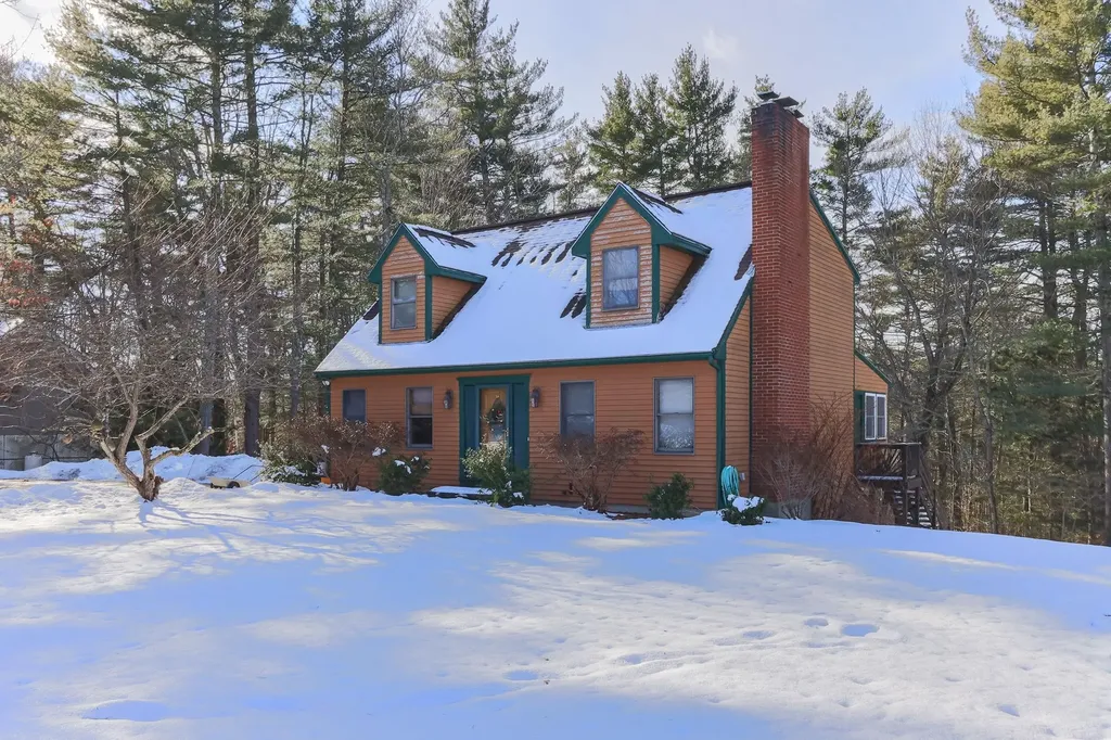 7 Turkey Ridge Road Newmarket, NH