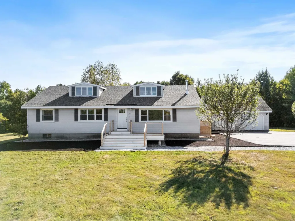 301 Currier Road Hill, NH