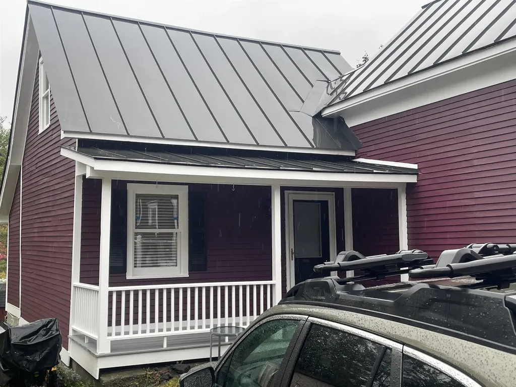214 Main Street Cavendish, VT