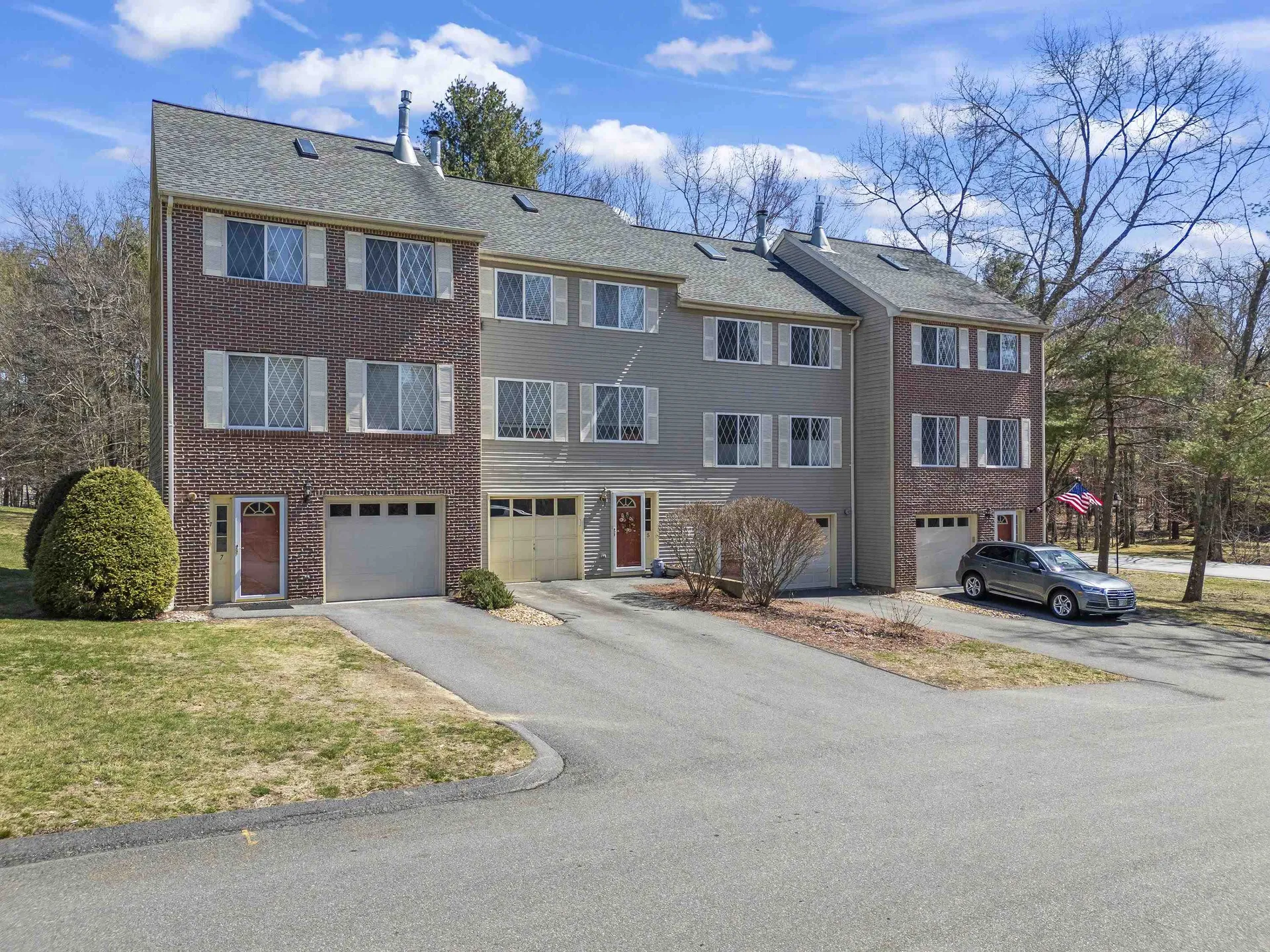 5 Lynn Drive, Merrimack, NH 03054 | 5069511 | Tate & Foss SIR