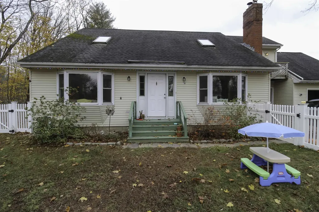 10 Kelley Road Madbury, NH