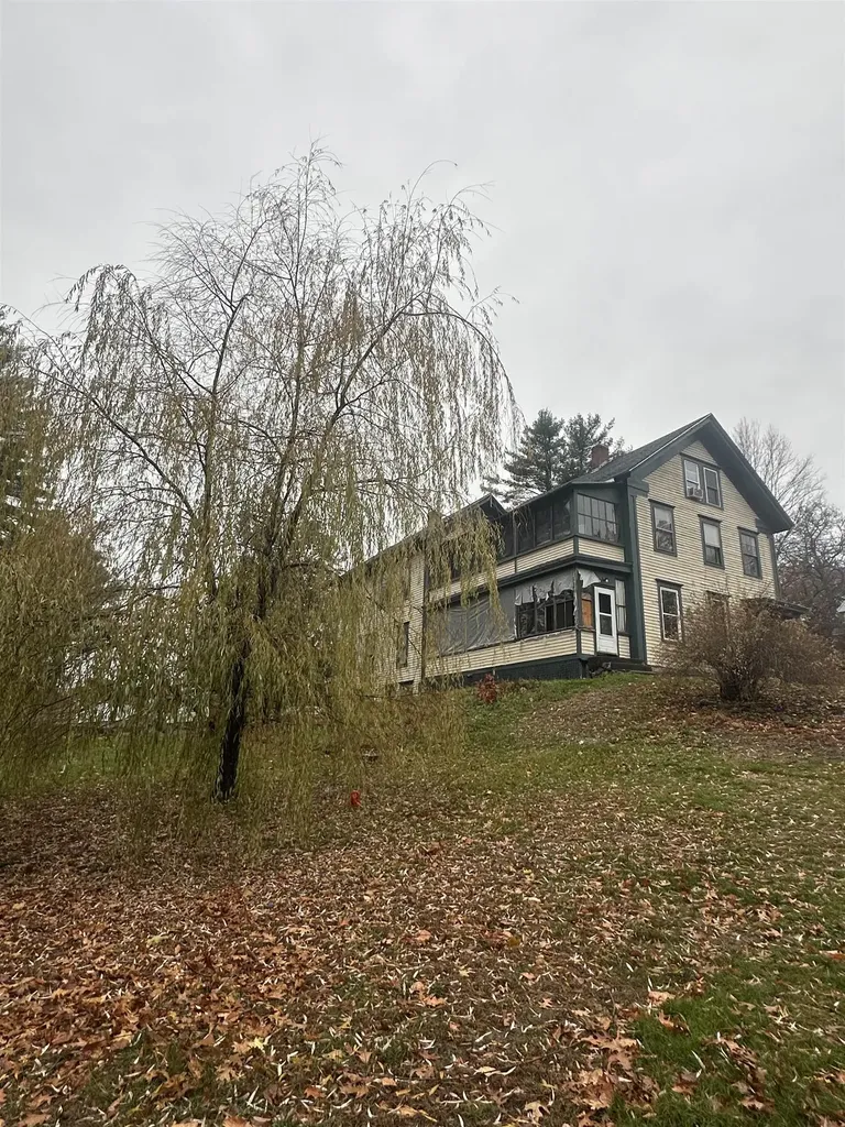 46 Sanborn Street Franklin, NH