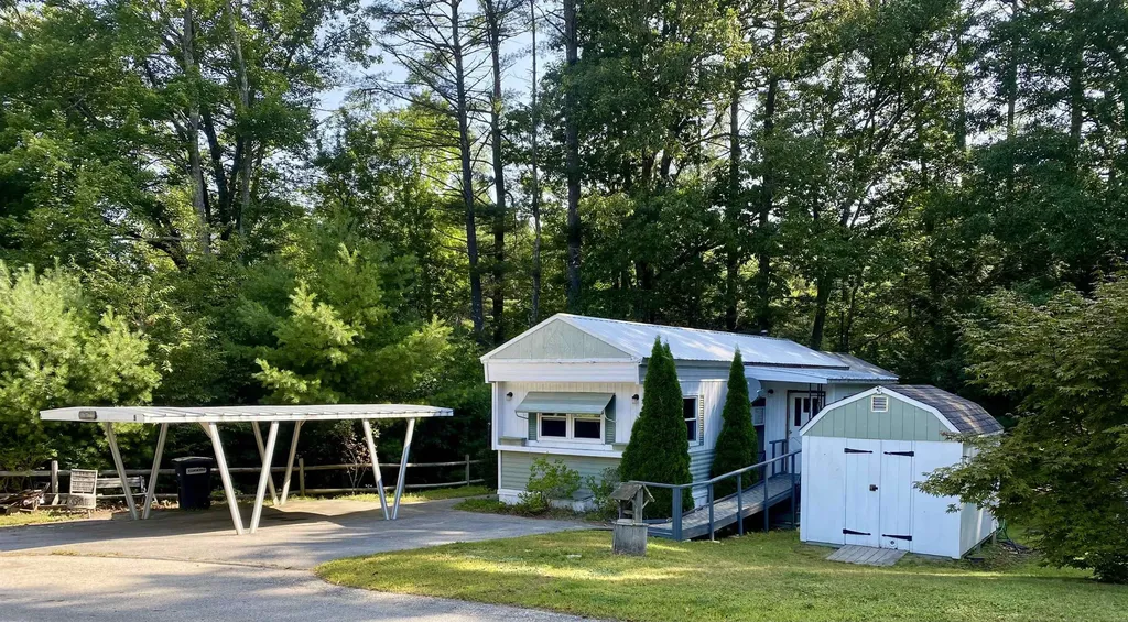 9 Archer Circle, Epsom, NH 03234 | 5055958 | The Masiello Group