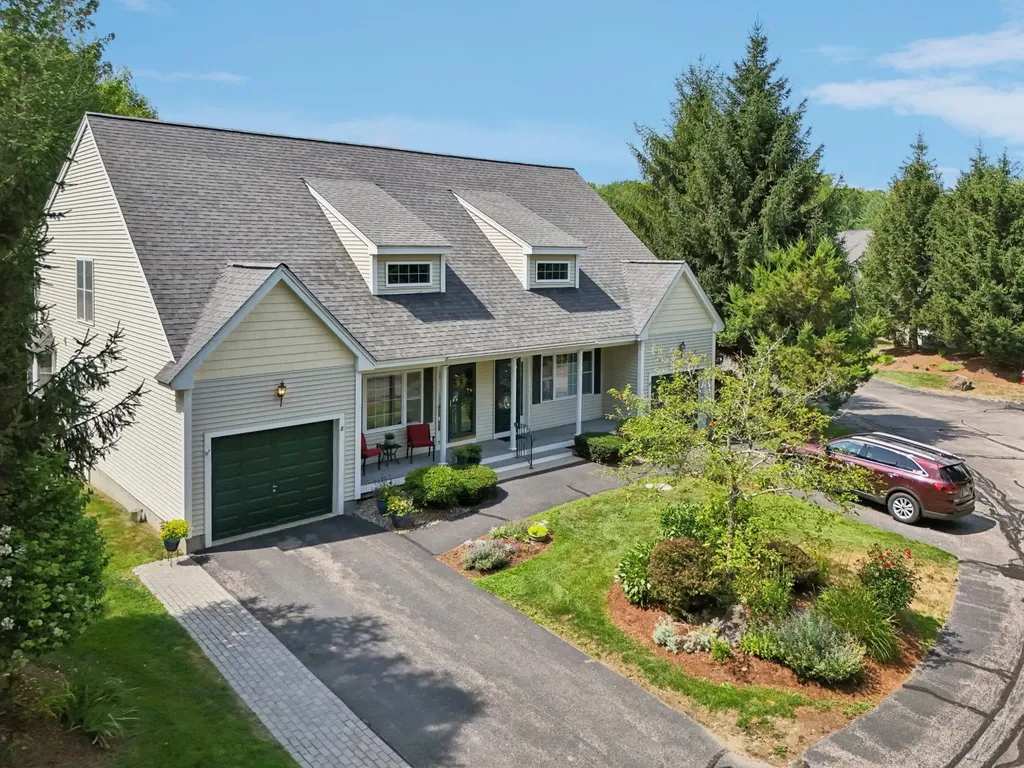8 Sherwood Road, Raymond, NH 03077 | 5054044 | Pelletier Realty Group