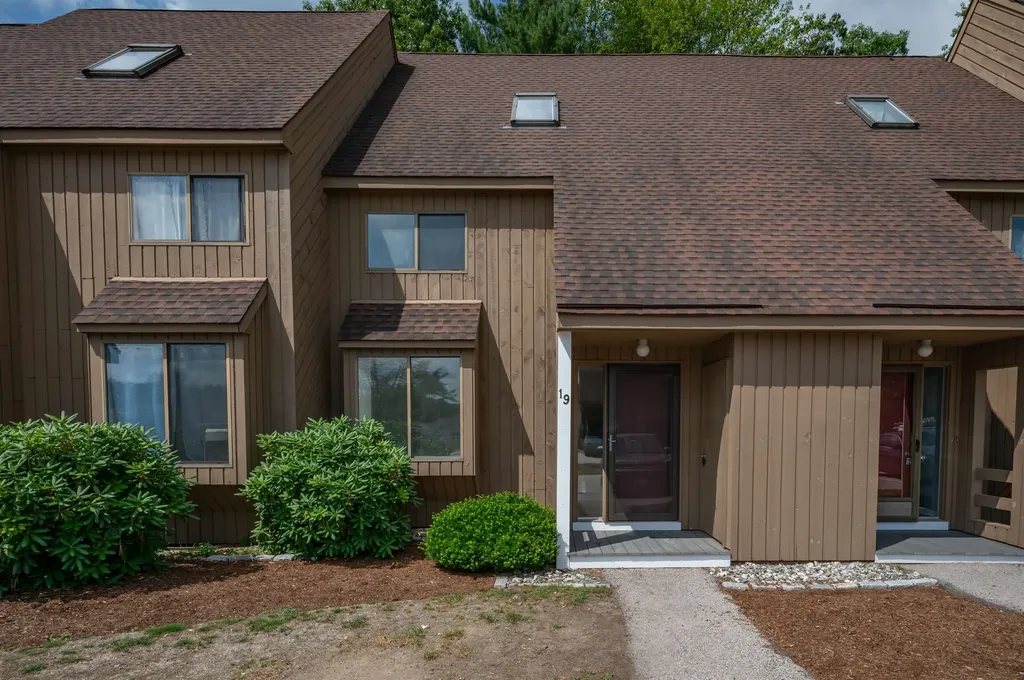 19 Clinton Court Merrimack, NH