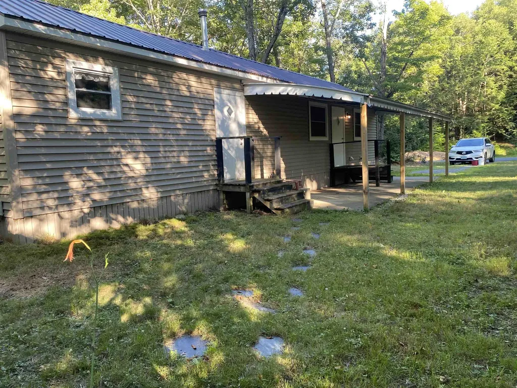 56 Ryan Road Marlborough, NH