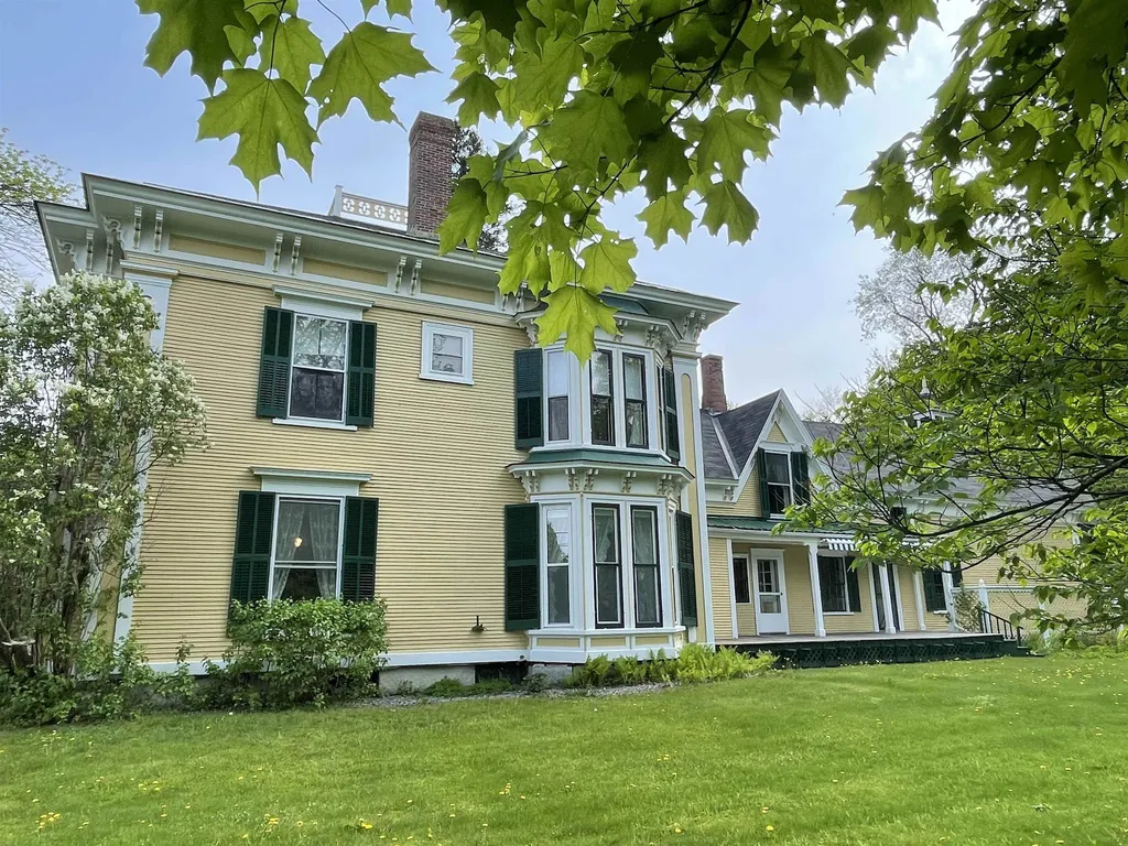 167 Main Street, Derby, VT 05830 | 4904636 | CENTURY 21 Farm & Forest