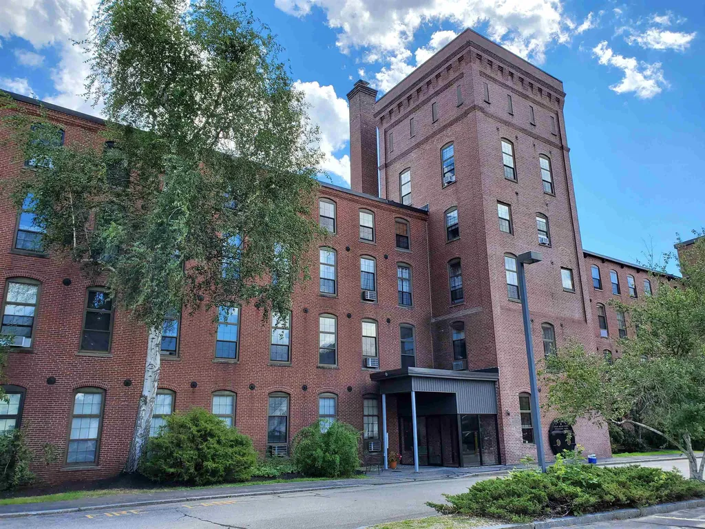 156 Front Street Exeter, NH