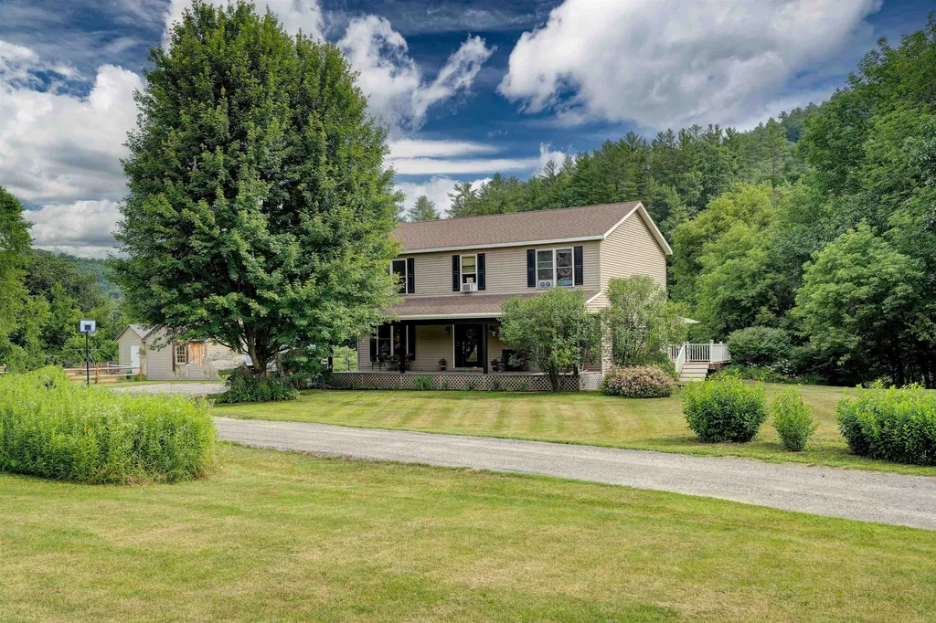 1936 River Road Sharon, VT