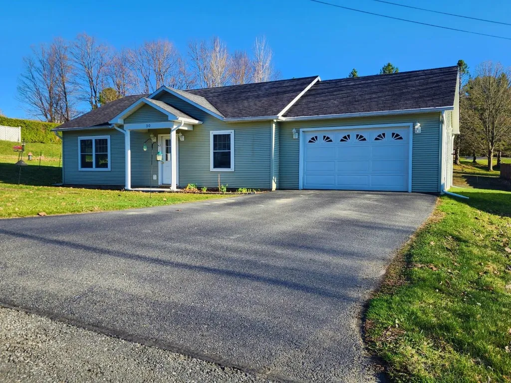30 Foster Terrace, Derby VT Real Estate Listing | MLS# 4949671 Teamner