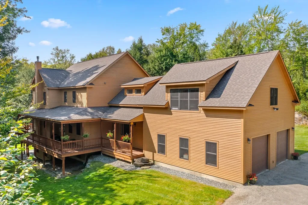 936 Barnes Hill Road Stowe, VT Real Estate | MLS # 4970175