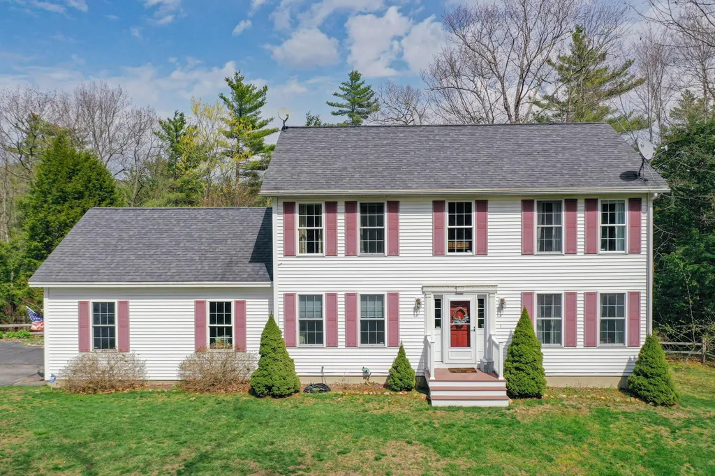 43 Indian Falls Road, New Boston, NH 03070-5136 | 4952220 | Pelletier ...