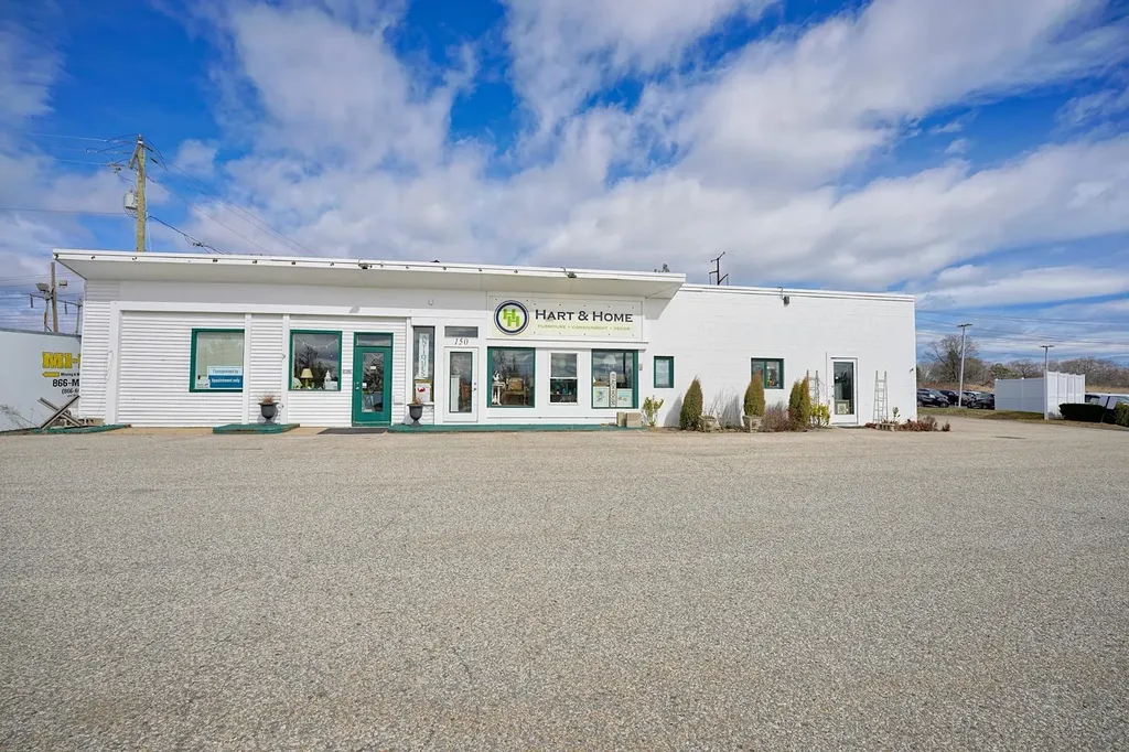 150 Spaulding Turnpike, Portsmouth, NH 03801 | 4988952 | Tate & Foss SIR