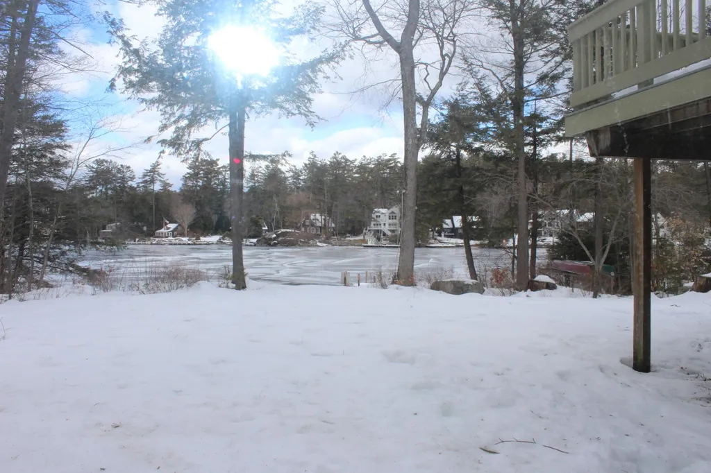 25 Spindle Point Road Meredith, NH