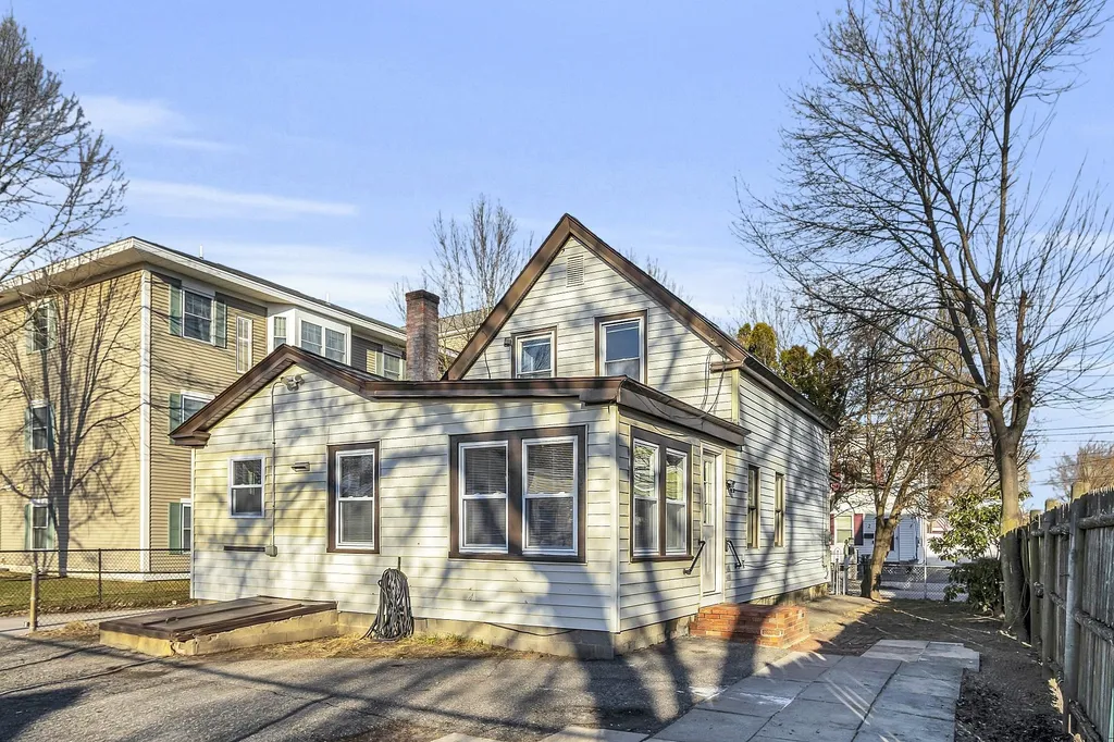 1 Howard Street Nashua, NH
