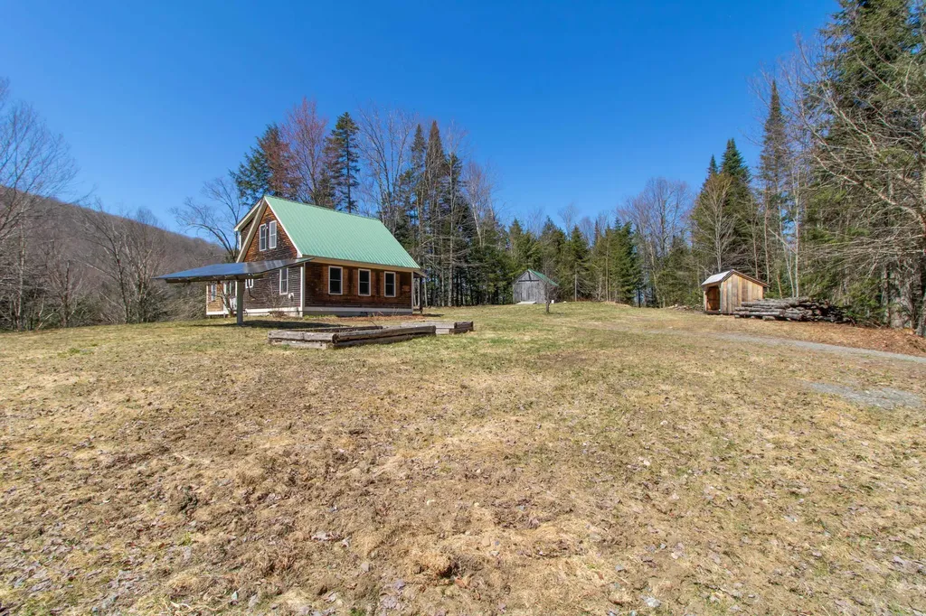 2228 Dry Pond Road Glover, VT Vermont| Real Estate Agency Serving St ...