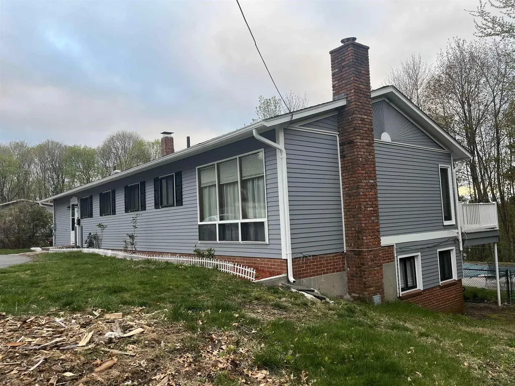 2 Morningside Drive, Nashua, NH 03060 | Pelletier Realty Group