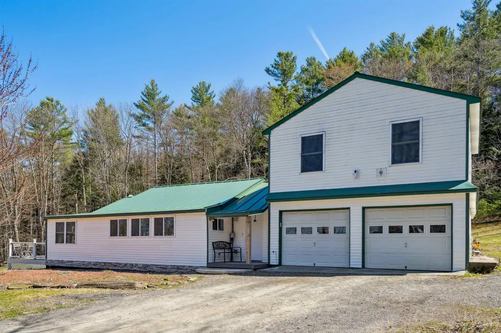 2347 Gee Hill Road Royalton, VT Real Estate | MLS # 4992836
