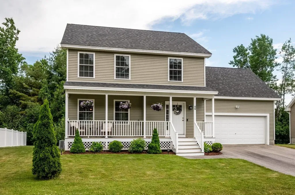 46 Millers Farm Drive Rochester, NH