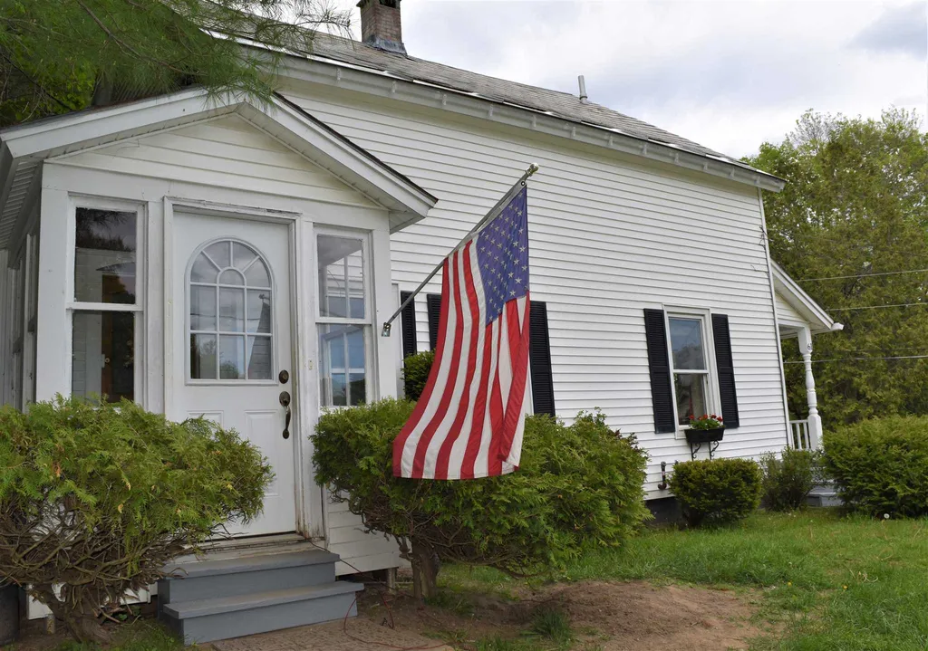 61 Gorham Bridge Road Proctor, VT