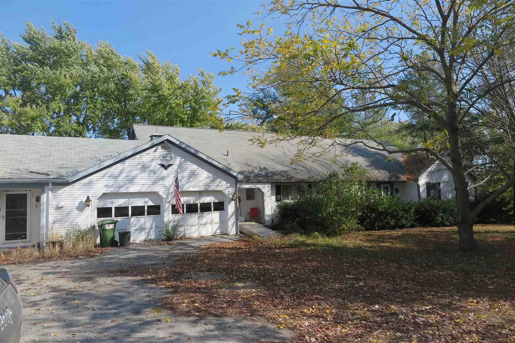 2492 Vt Route 125, Bridport VT Real Estate Listing | MLS# 4836668