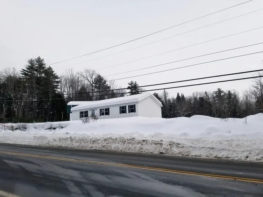 49 Vt Route 11 Peru, VT