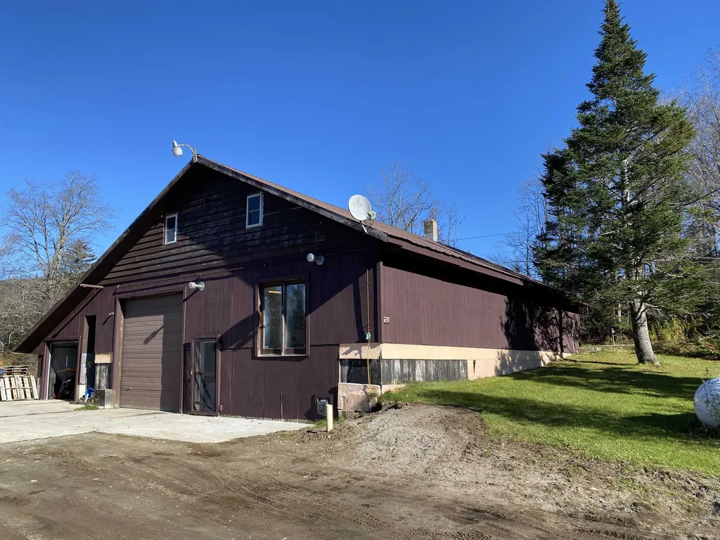 143 Sawyer Hill Road Mount Holly, VT