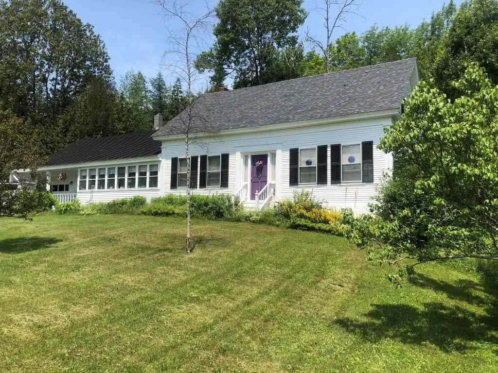 1037 Us Route 302 Orange, VT