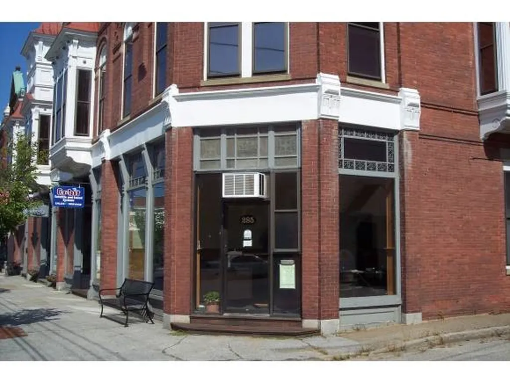 285 Main Street, Tilton, NH 03276 | 4731097 | Pelletier Realty Group