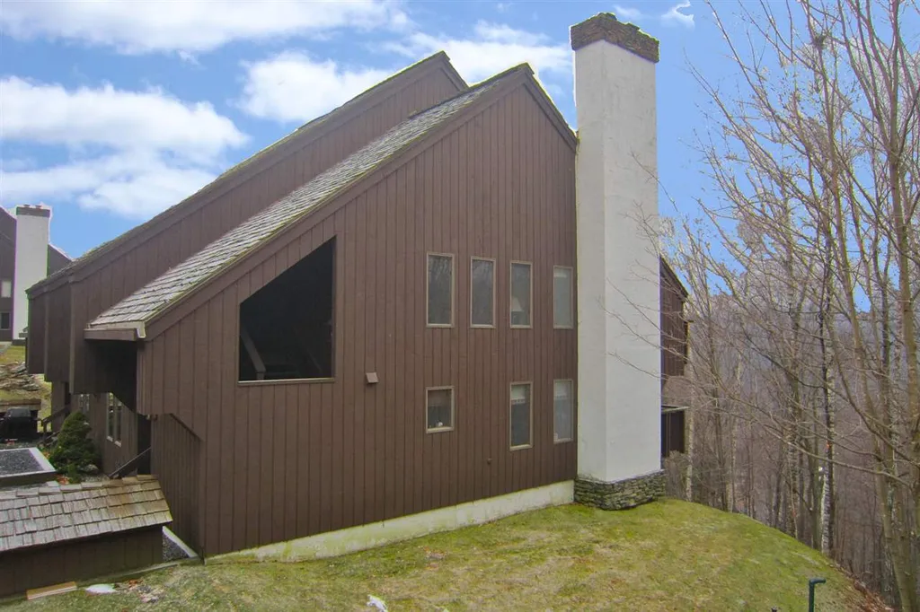 145 Blueberry Ledge Ridge Road, Plymouth, VT 05056 - MLS #4730126 ...