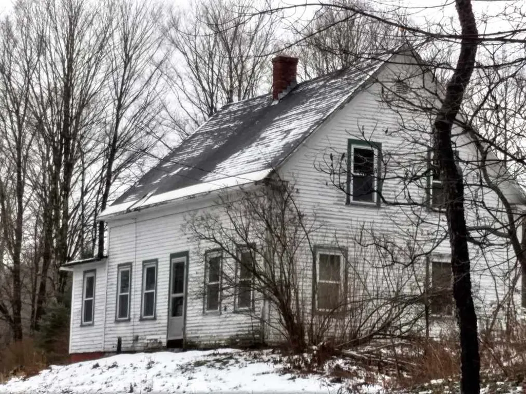 880 Nh Route 12a Surry, NH