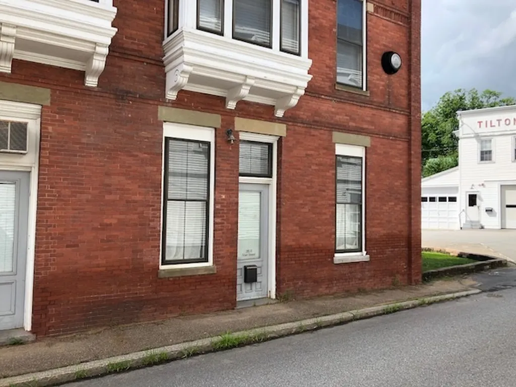 285 Main Street, Tilton, NH 03276 | 4711016 | Pelletier Realty Group